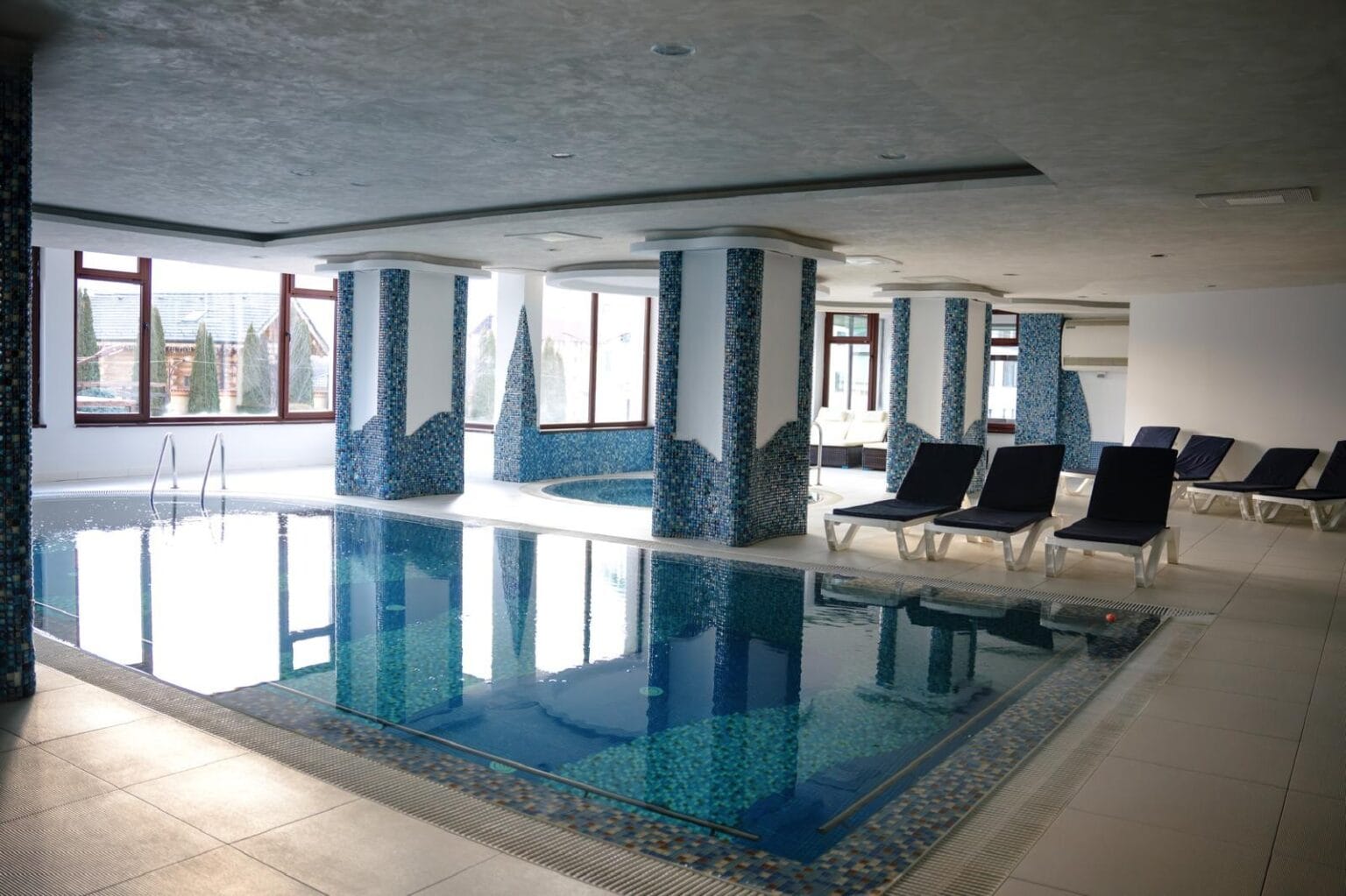 Deny Inn Resort & Spa | Complex Hotelier 4 Stele Bran